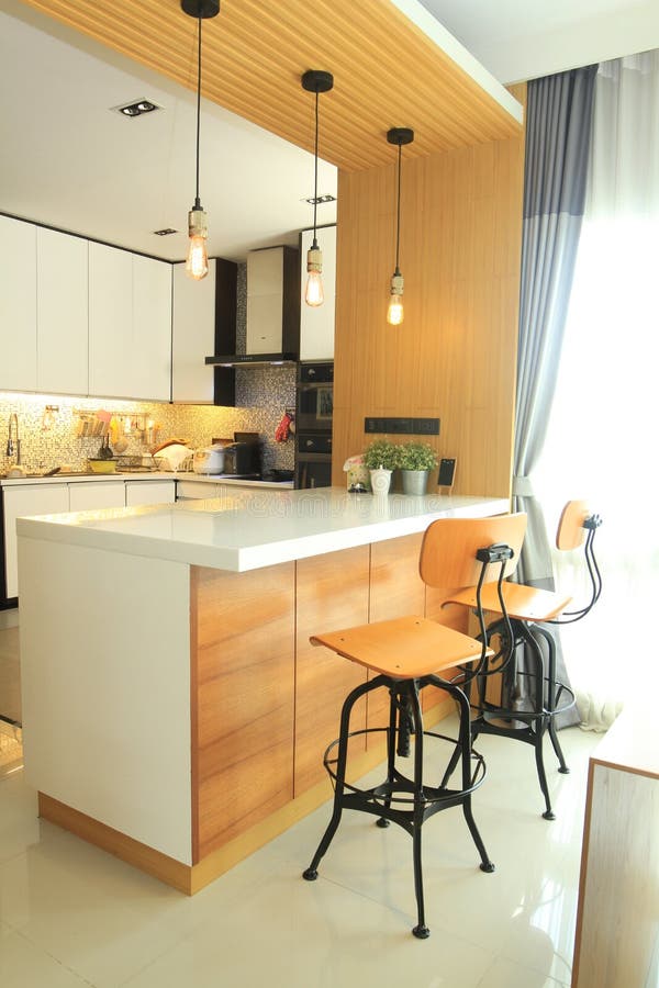 Interior Design Kitchens and Islands are Connected from the Dining Area ...