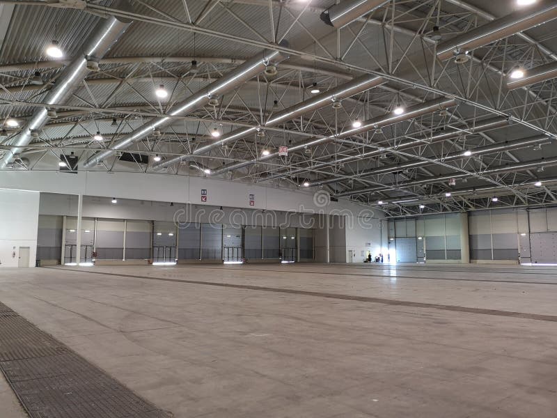Empty exhibition hall stock photo. Image of gallery, indoor - 22306982