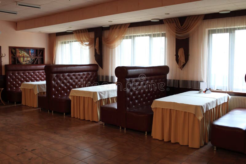 Interior of Empty Restaurant Stock Image - Image of room, brown: 34519271