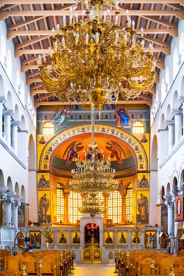 Interior Griego De La Iglesia Ortodoxa Foto de archivo - Imagen de arco ...