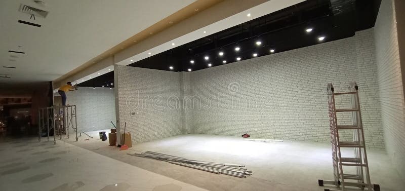 Interior gypsum ceiling stock photo. Image of property - 261708706