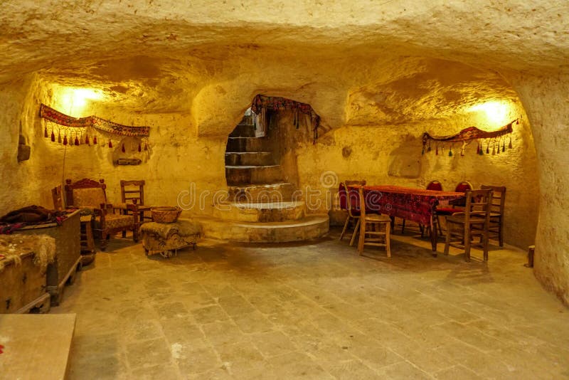 Interior of the Historical Cave Homes of Midyat, Turkey Editorial Photo ...