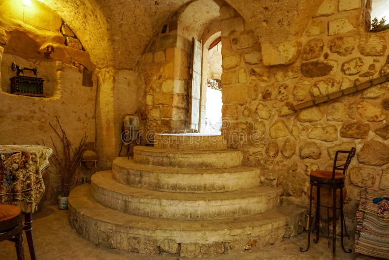 Interior of the Historical Cave Homes of Midyat, Turkey Editorial Stock ...
