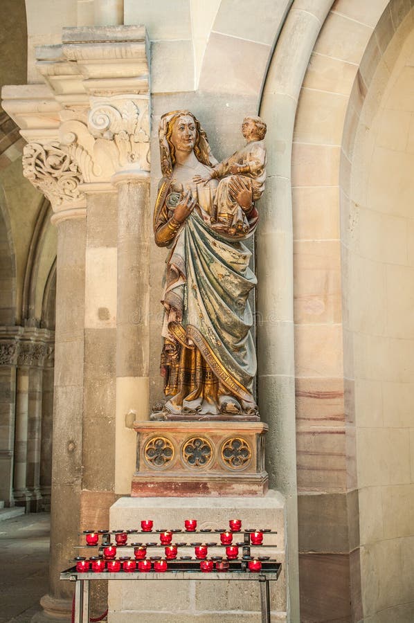 Interior of Magdeburg S Cathedral, Magdeburg, Germany Editorial Stock ...
