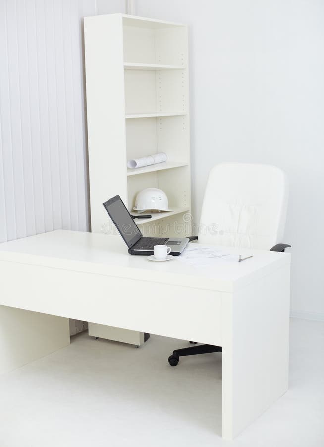 Engineer at whiteboard stock image. Image of schooled - 13267529