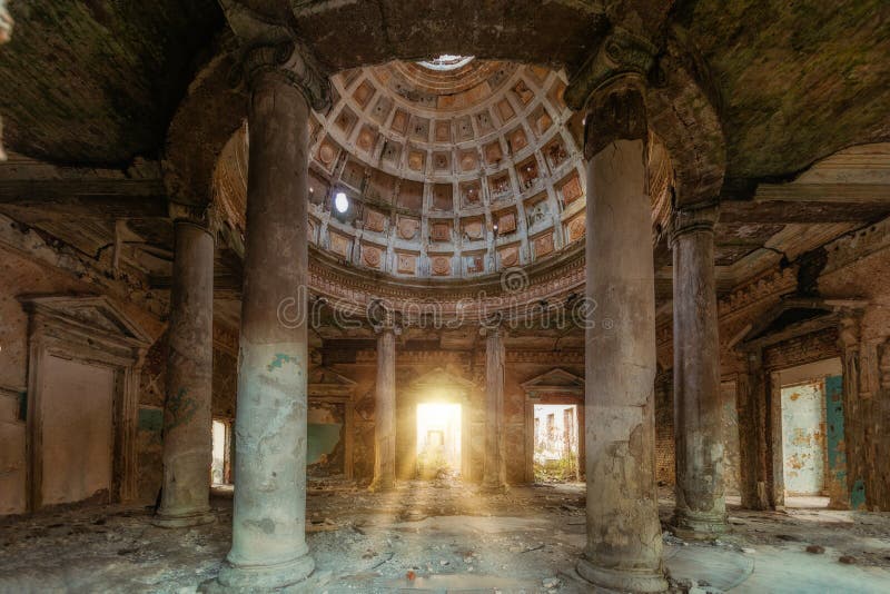 Interior of Old Ruined Palace with Columns and Dome Editorial Stock ...