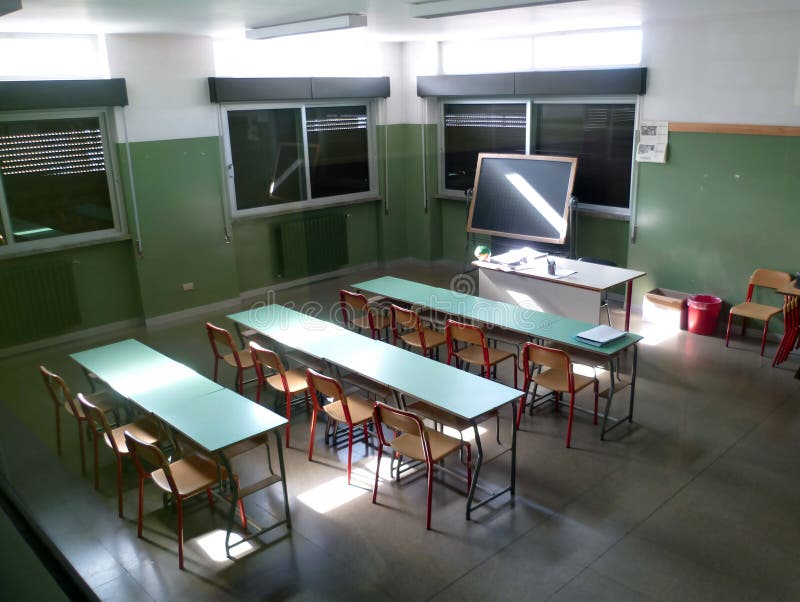 School Classroom Window Stock Images - Download 2,288 Royalty Free Photos