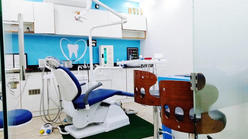 Interior Setup of Dental Clinic Stock Photo - Image of clinic, desk ...