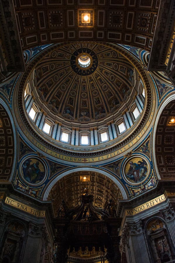 Interior of St. Peters Basilica in Vatican Editorial Stock Photo ...