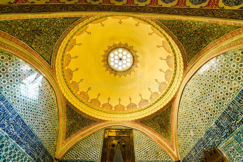 The Interior of Topkapi Palace Stock Image - Image of history, islam ...