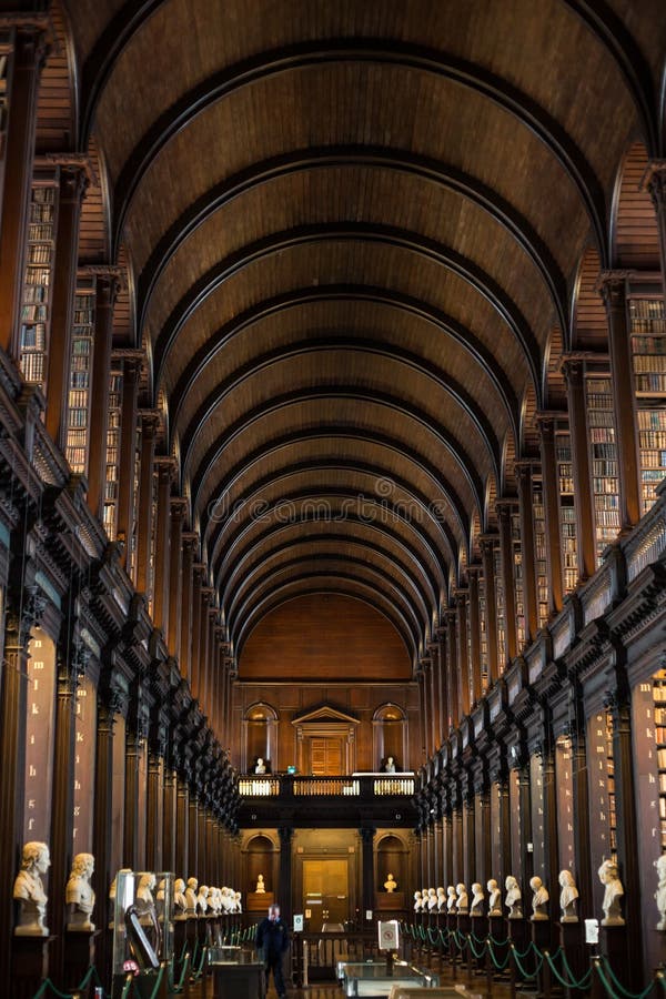 Old Library of Trinity College, Dublin Editorial Photography - Image of ...