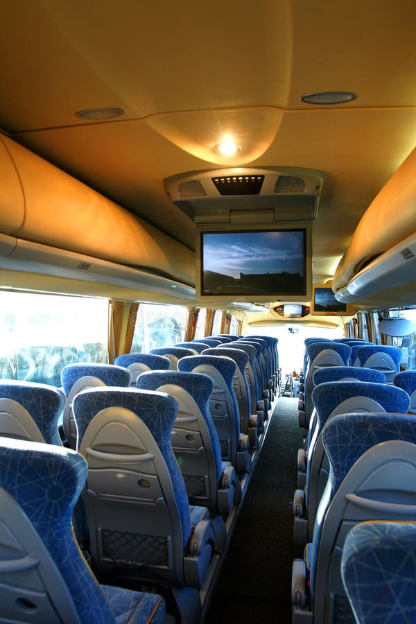 Interior vacío del omnibus imagen de archivo. Imagen de adentro - 14518135