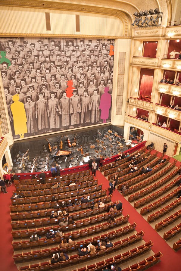 Wiener Staatsoper Auditorium Editorial Photography - Image of opernball ...