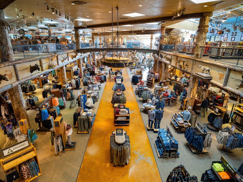 Interior of the Bass Pro Shop, Memphis Tennessee Editorial Stock Image ...