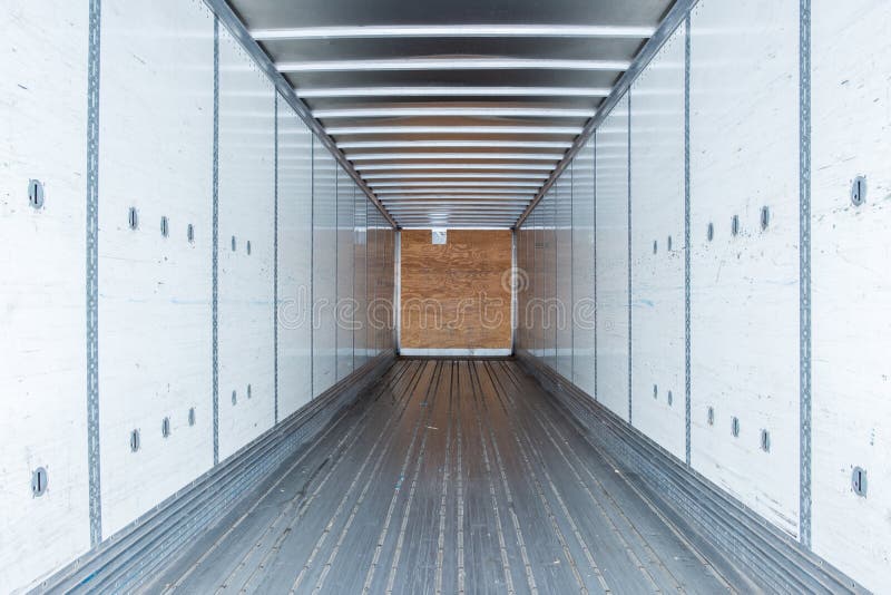 1,233,000+ Inside semi truck view Free Stock Photos - StockFreeImages