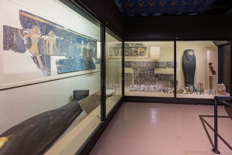 Interior View of the Field Museum Editorial Stock Photo - Image of ...