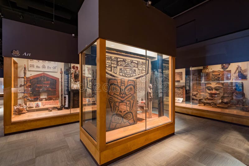 Interior View of the Field Museum Editorial Stock Photo - Image of ...