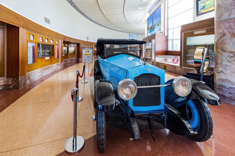 Interior View of the Louisiana State Exhibit Museum Editorial Stock ...