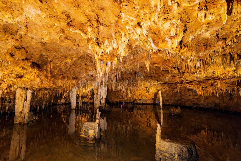 Interior View of the Meramec Caverns Stock Photo - Image of rock ...