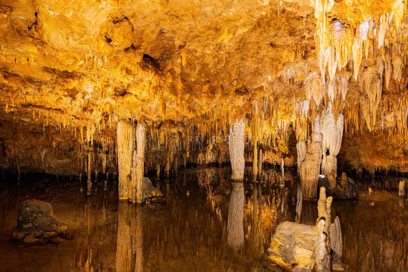 Interior View of the Meramec Caverns Stock Photo - Image of view ...