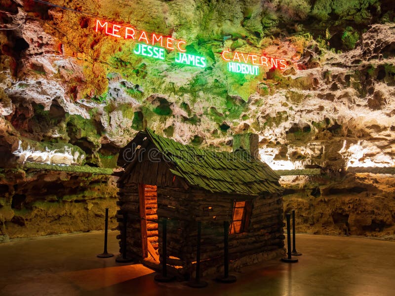 Interior View of the Meramec Caverns Editorial Photo - Image of nature ...