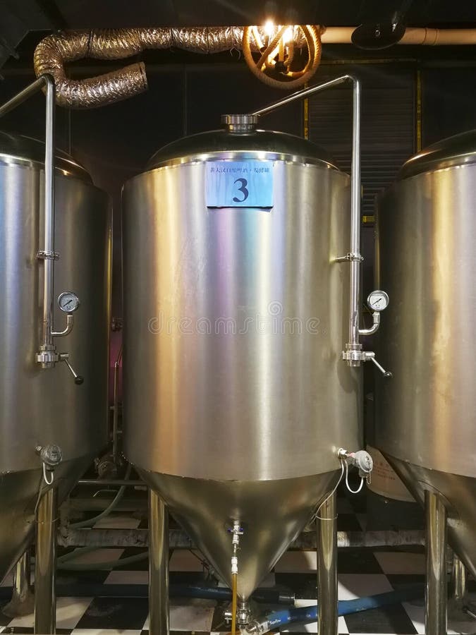 Brewery editorial photo. Image of brew, silo, technological - 106833396