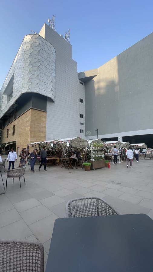 Interiors of Maker Maxity Mall, Bandra Kurla Complex Editorial Stock ...