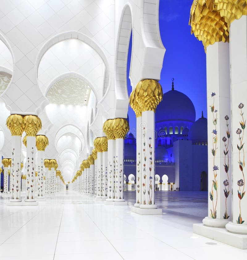 Interiors of Sheikh Zayed Mosque, Abu Dhabi Stock Image - Image of door ...