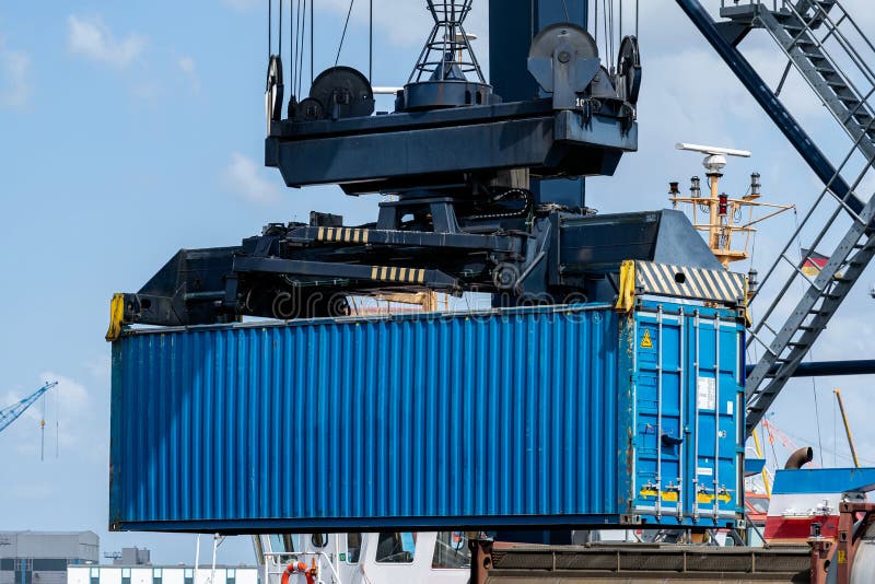 40 Foot Shipping Container Photos - Free & Royalty-Free Stock Photos ...