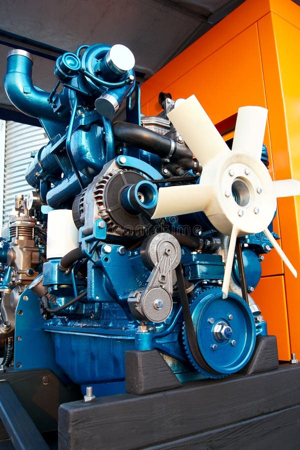 Internal combustion engine stock photo. Image of inside - 38673354