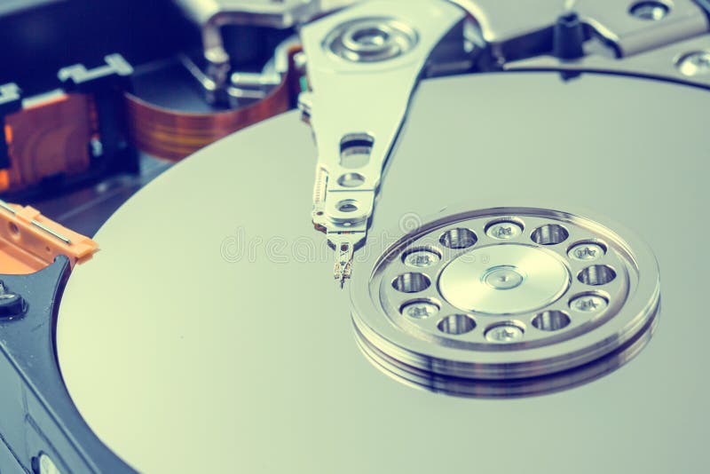 Internals D'un Disque Dur HDD Image stock - Image du database, fermer ...