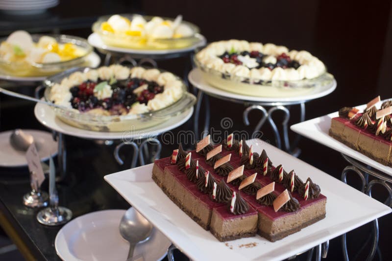 International Buffet in the Hotel for Meetings and Seminars, Dining ...