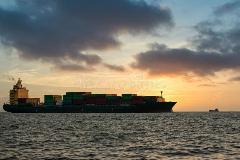 International Cargo Ship editorial photography. Image of ocean - 165885832