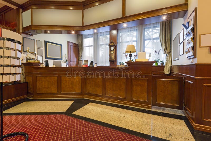 Interno Di Un'area Reception Dell'ingresso Dell'albergo Di Lusso ...