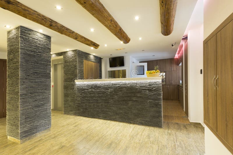 Interno Di Un Hotel - Area Reception Fotografia Stock - Immagine di ...