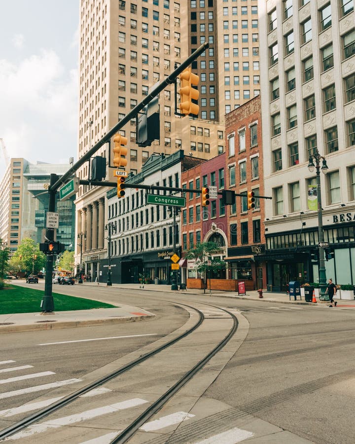 Intersection in Downtown Detroit, Michigan Editorial Photo - Image of ...