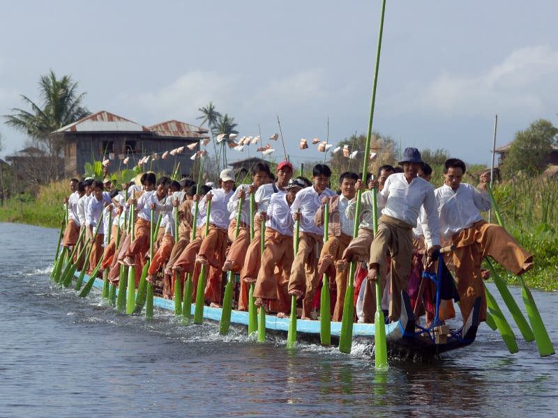 Intha Leg Rowing Tribe in Myanmar Editorial Photography - Image of ...