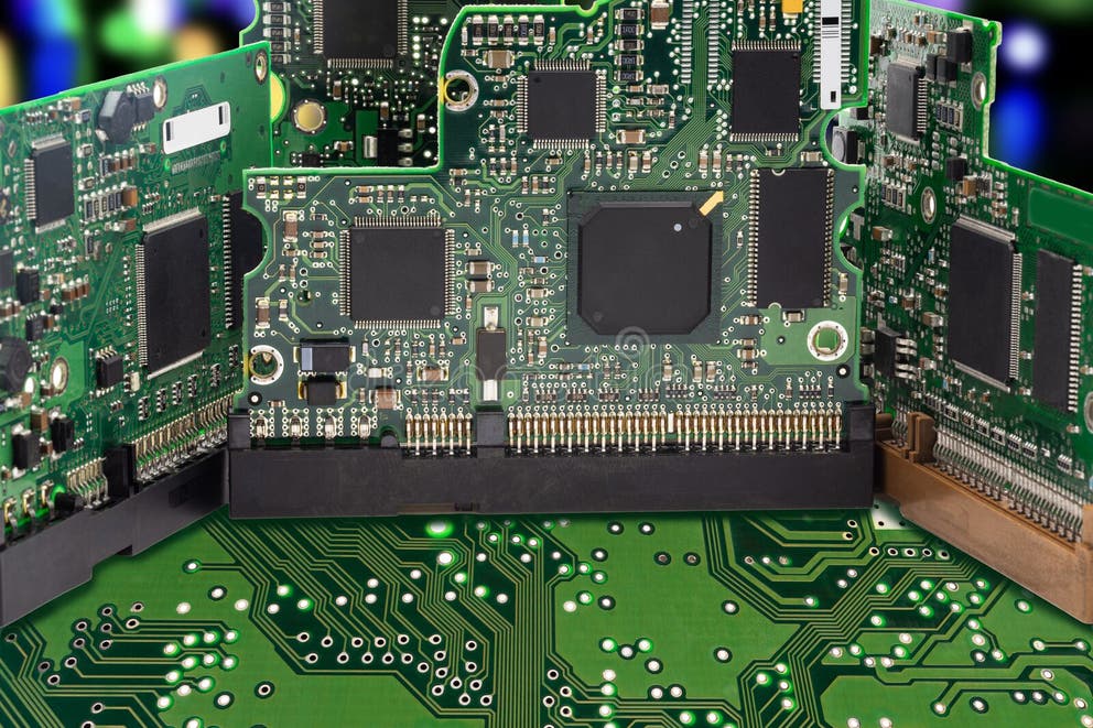 Intricate Design Reveals Complex Structure of Controller Circuit Board ...