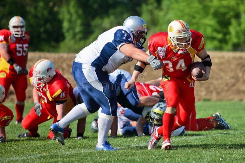 Invaders vs. Steelsharks editorial image. Image of defense - 9126720