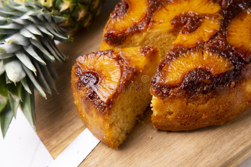 Inverted Pineapple Sponge Cake. Stock Photo - Image of cooking ...