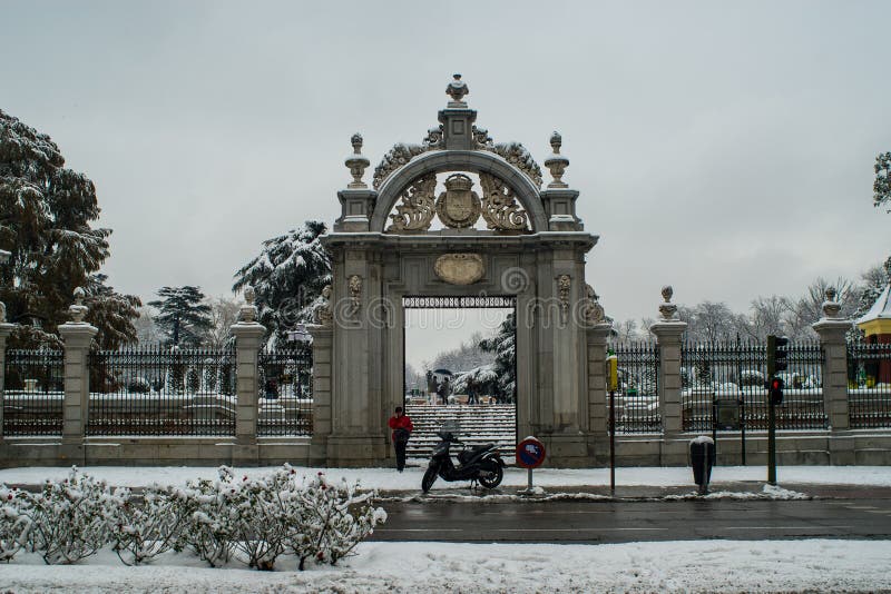 Invierno en Madrid imagen de archivo. Imagen de parque - 50749041