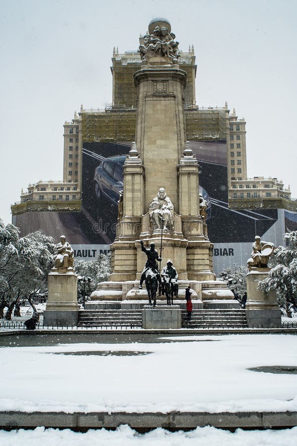 Invierno en Madrid imagen de archivo. Imagen de parque - 50749041