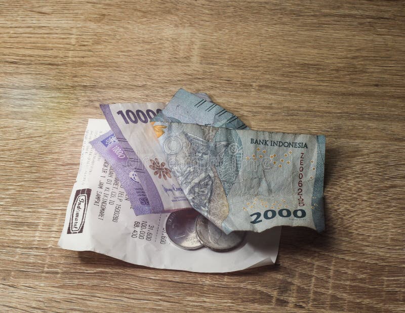 Invoice Note and Change from Indomaret Store Editorial Image - Image of ...
