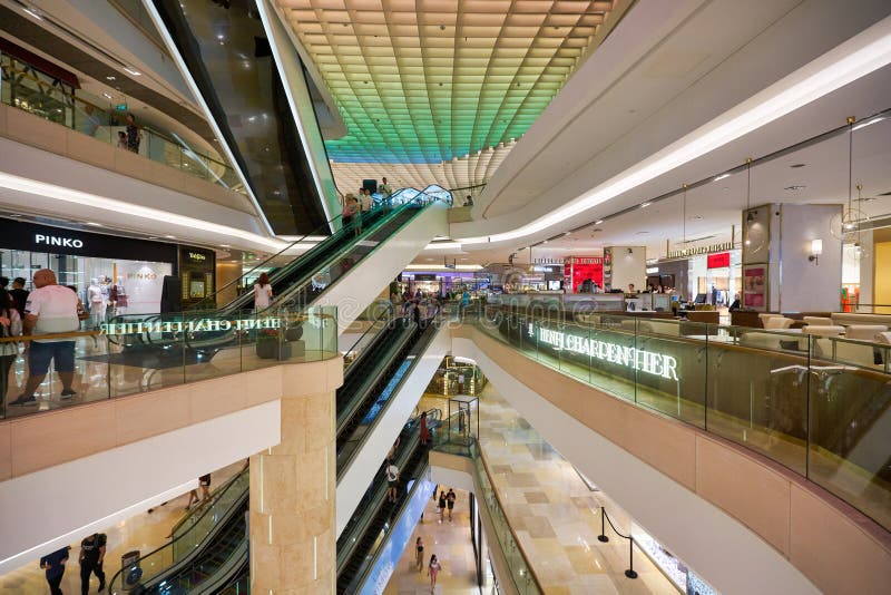 ION Orchard editorial photo. Image of inside, center - 294335166