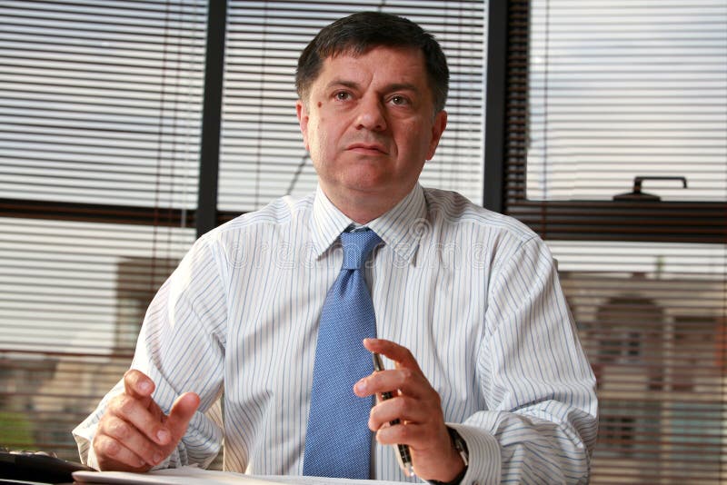 Ionut Costea editorial image. Image of office, people - 36405170