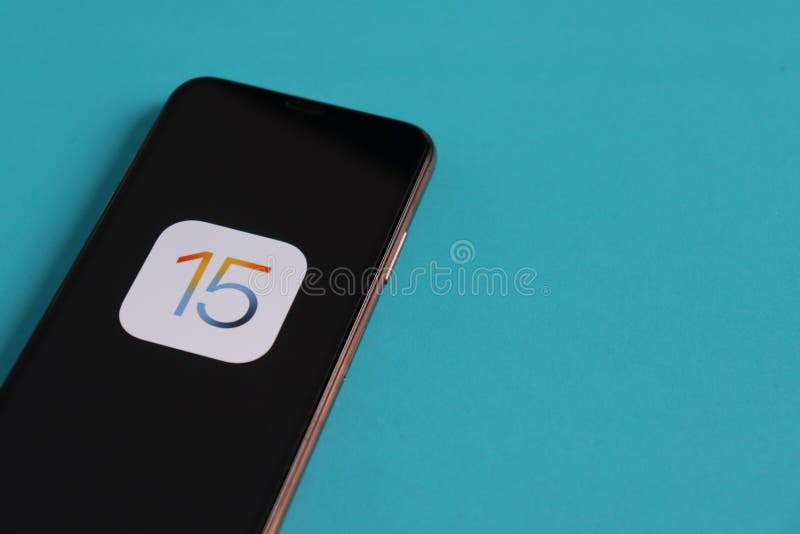 IOS 15 Logo on Screen, New Operating System 2021 on Apple Devices ...