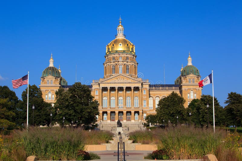 Iowa State Capitol stock image. Image of columns, building - 15401175