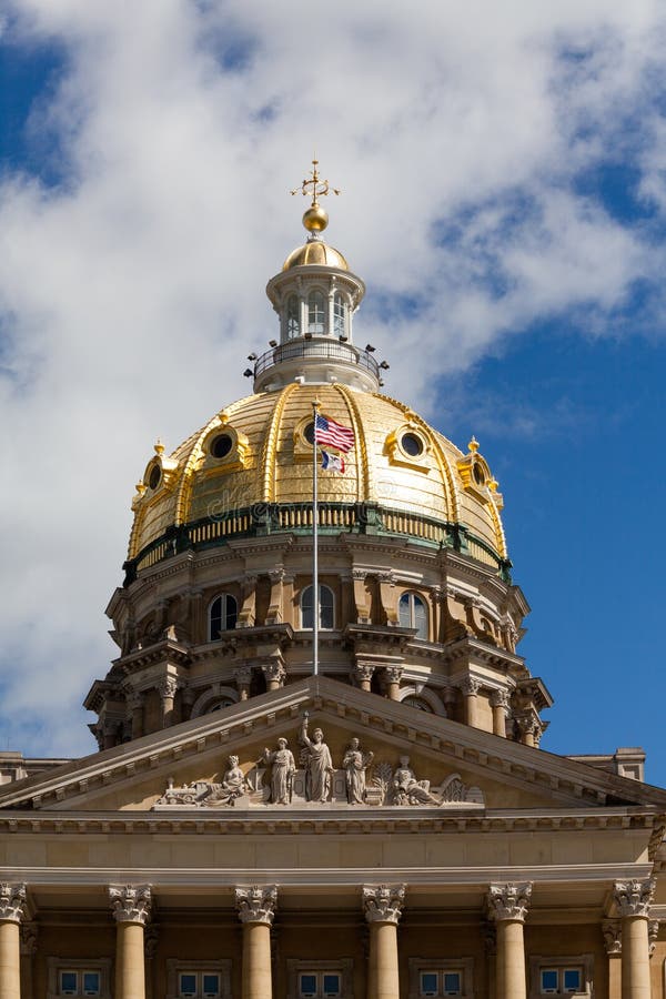 Iowa State Capitol Building, Des Moines Stock Image - Image of midwest ...