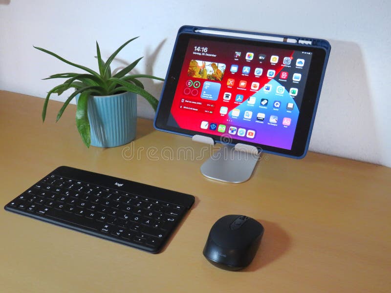 Ipad Desk Setup with Keyboard and Mouse Editorial Stock Photo - Image ...
