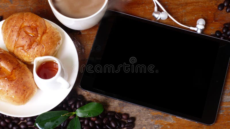 The IPad Has a Blank Screen, Suitable for Text Input and the Morning ...